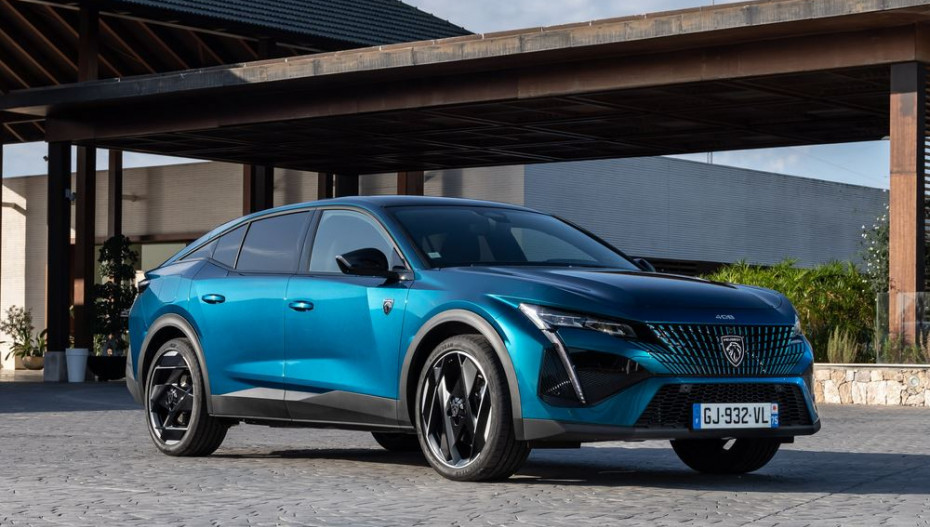 PEUGEOT 408 1.2 PureTech 130 S&S EAT8 GT - Équipements de série - LaTribuneAuto.com